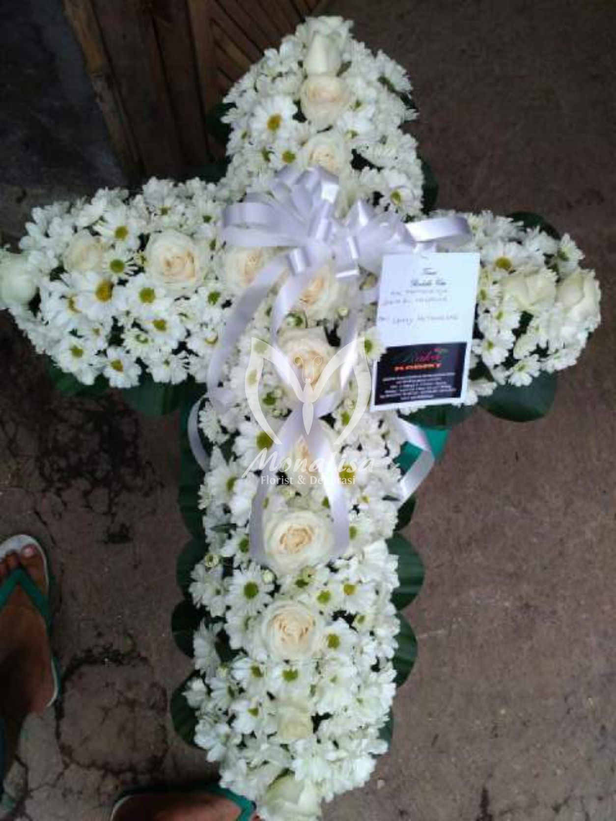 Bunga Salib BNSB-0502 - Toko Bunga Bandung - Monalisa Florist & Dekorasi